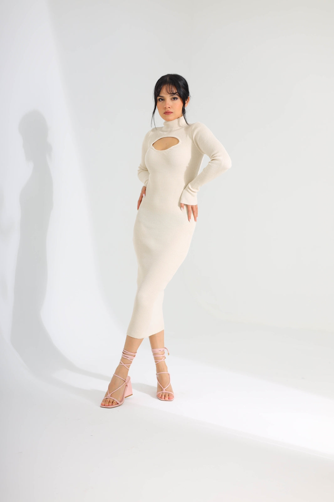 Cut out fitted dress 101 – HANGER